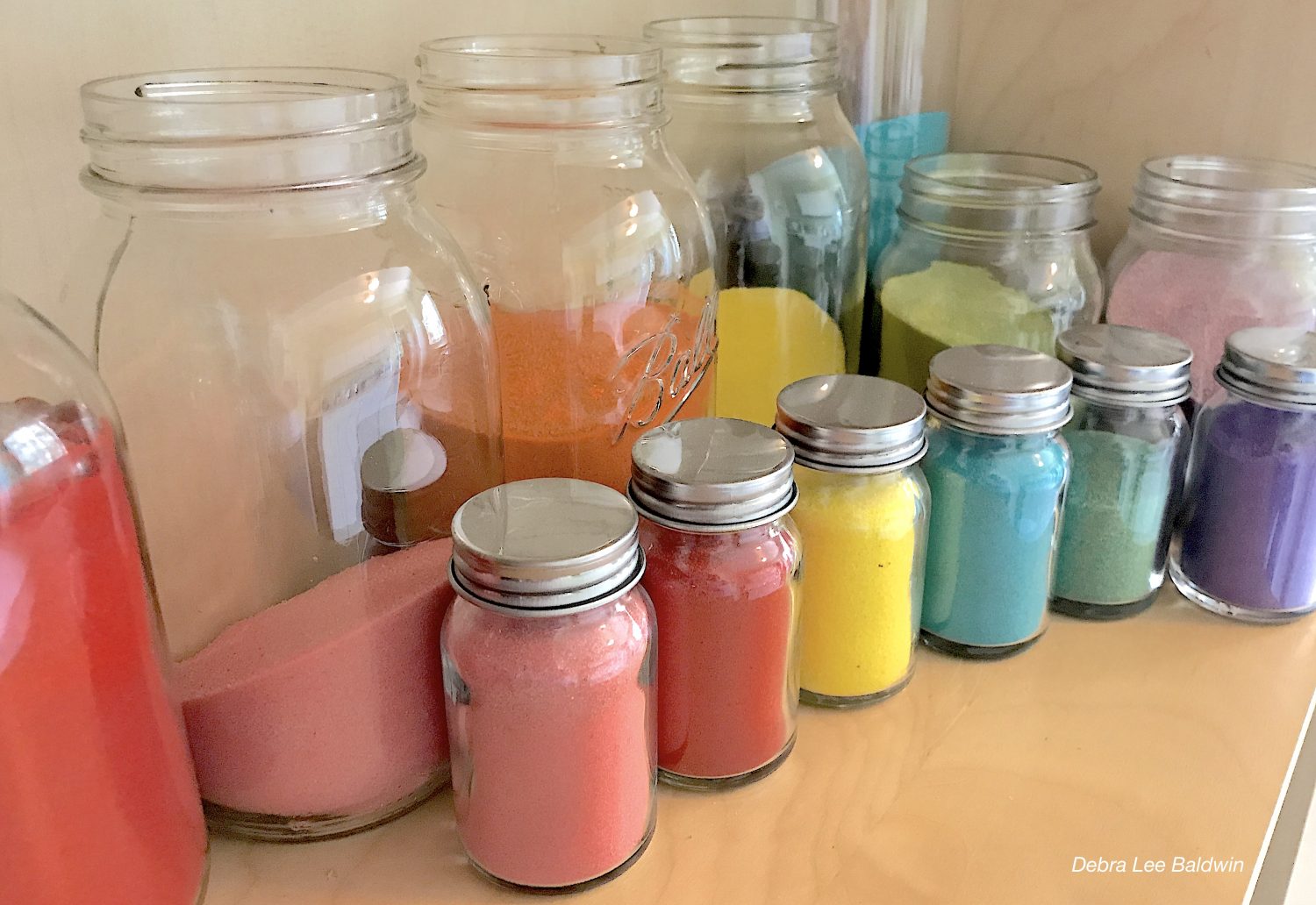 Use Colored Sand to Hold Succulent Bouquets - Debra Lee Baldwin